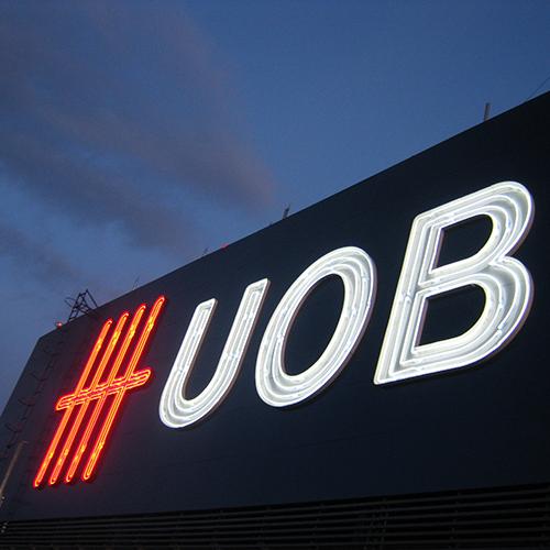Bank UOB Sky Sign | Innograph.com